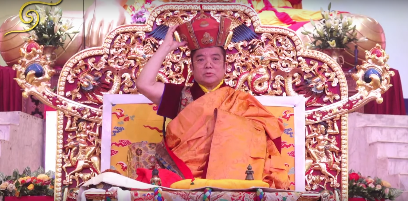 THE KAGYU ‘RED CROWN THAT LIBERATES ON SEEING’: The black and red ...