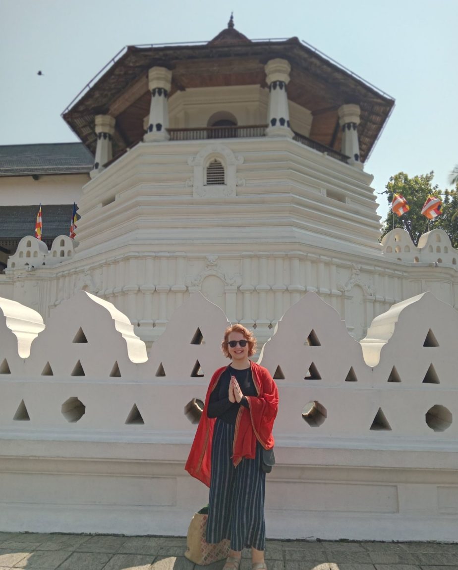 THE SWEET SACRED TOOTH OF KANDY: Buddha’s tooth relic temple in Kandy ...